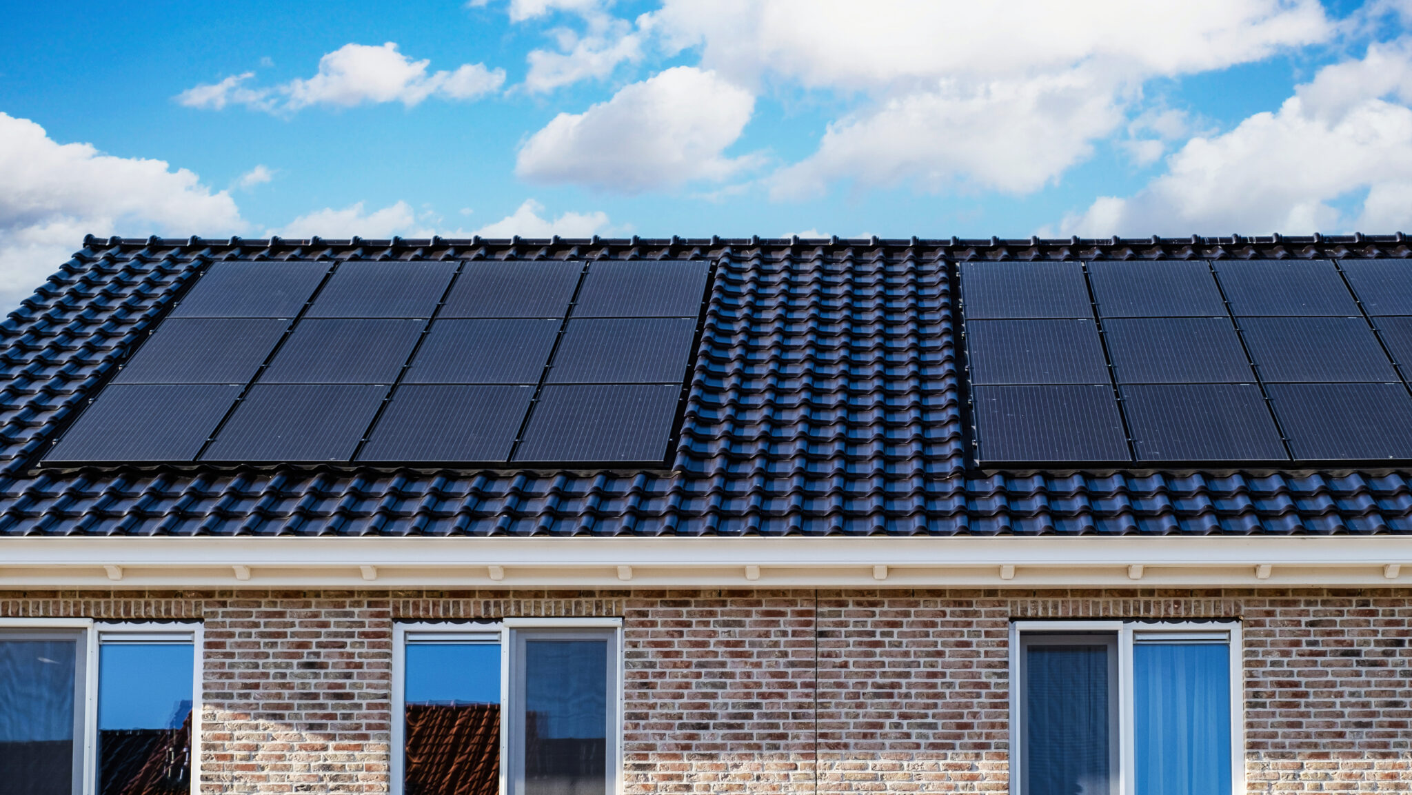 Roof Solar Panels: Costs, Installation, and Benefits | Current Home Solar